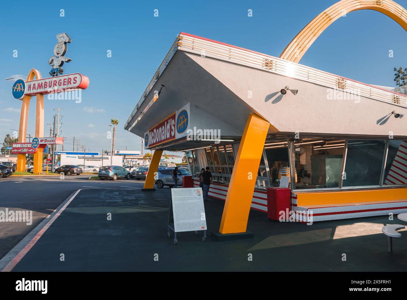 Vintage McDonald's Restaurant, Los Angeles Iconic Arch Design and ...
