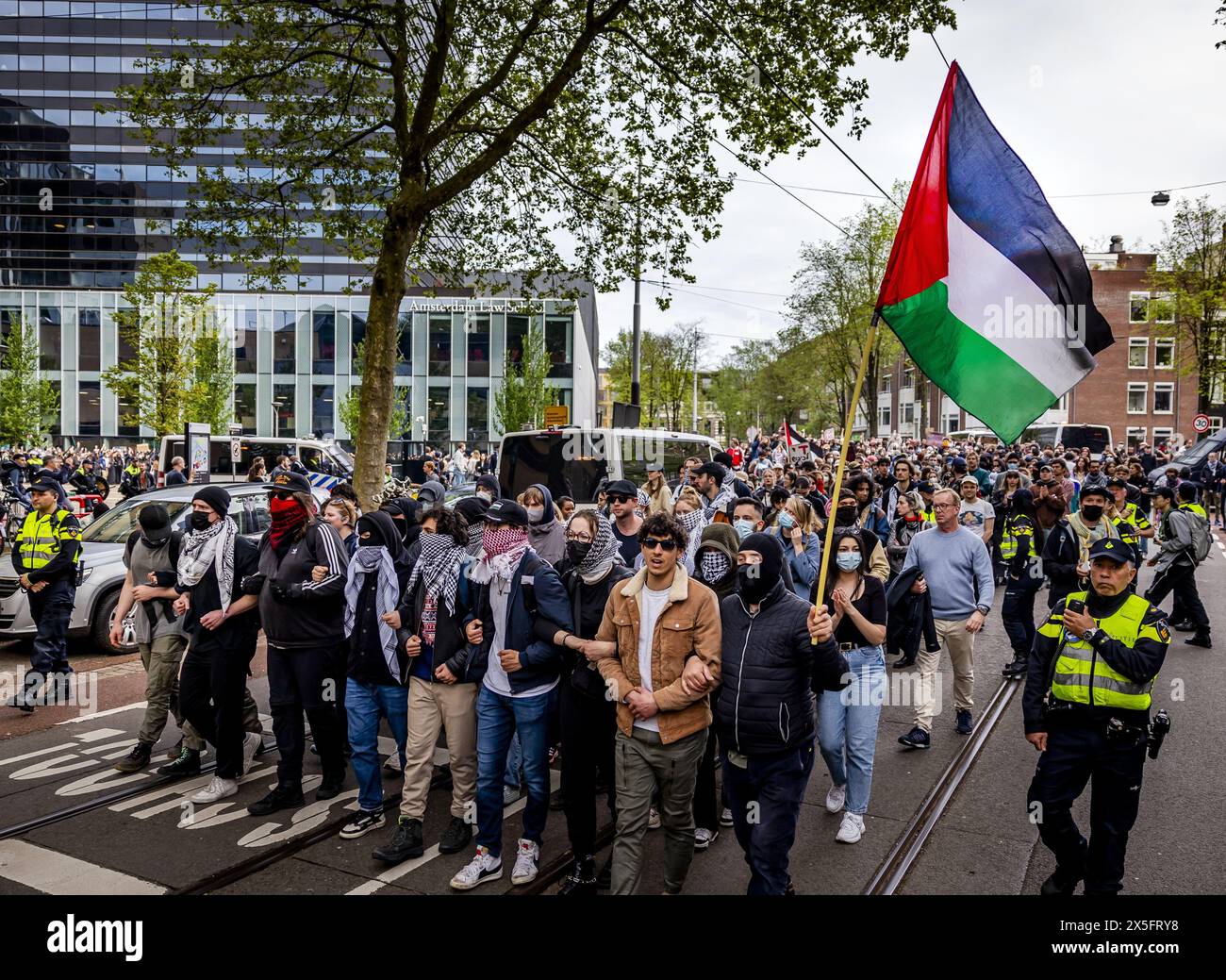 AMSTERDAM - The demonstrators are protesting in solidarity with pro ...