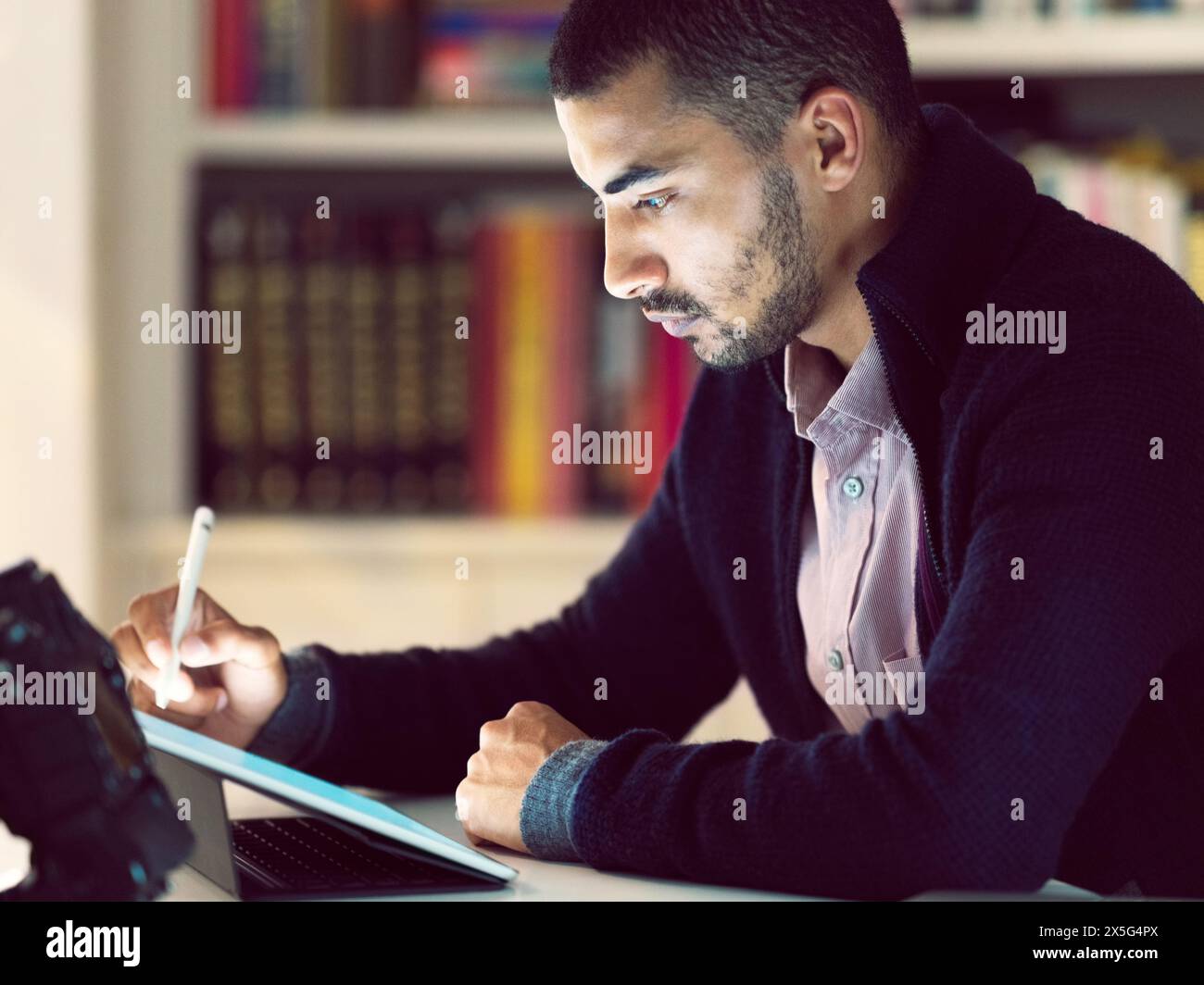 Storyboard sketch person hi-res stock photography and images - Alamy