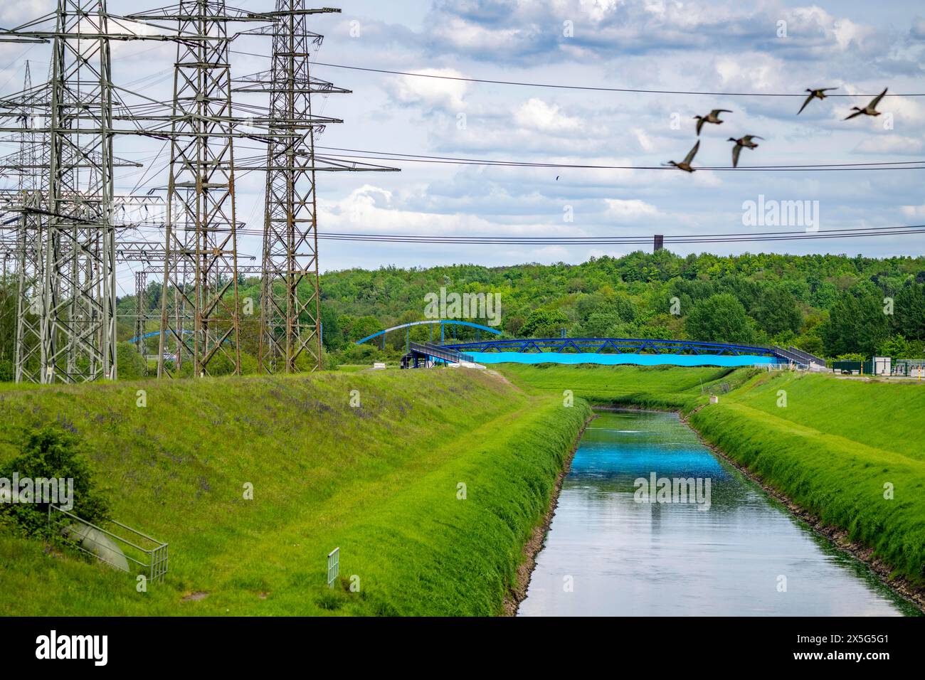 The Emscher near Essen-Karnap, with the Schurenbach slag heap in the ...
