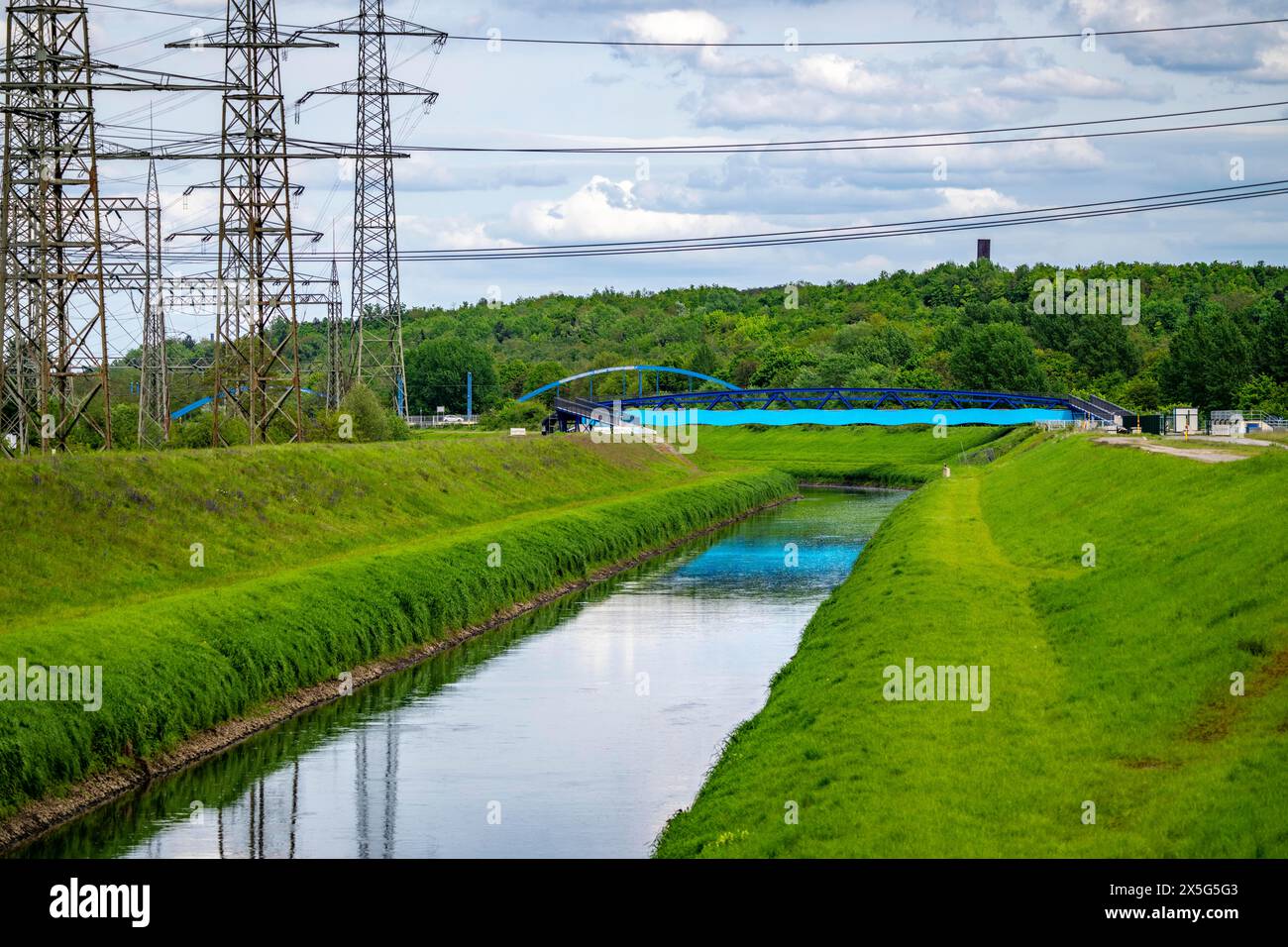 The Emscher near Essen-Karnap, with the Schurenbach slag heap in the ...