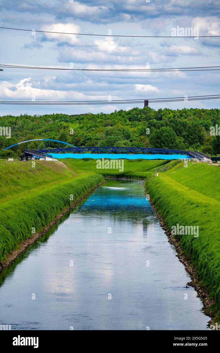 The Emscher near Essen-Karnap, with the Schurenbach slag heap in the ...