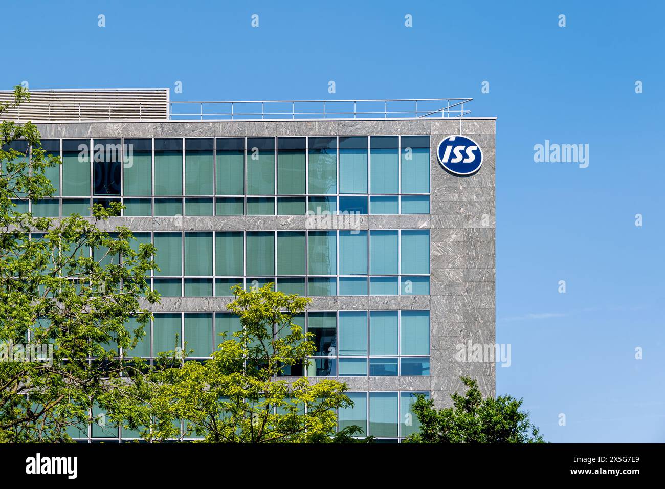 Iss logo hi-res stock photography and images - Alamy