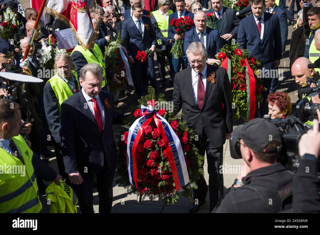 Russia's Ambassador to Poland, Sergey Andreev lays a wreath at the ...