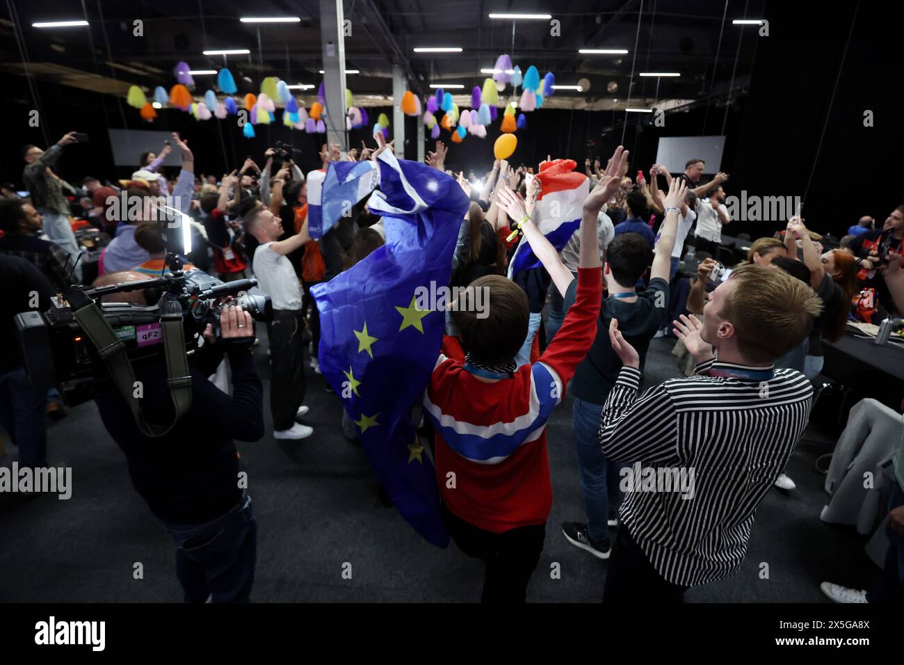 Malmo, Sweden. 09th May, 2024. People dance with EU flag in Media ...