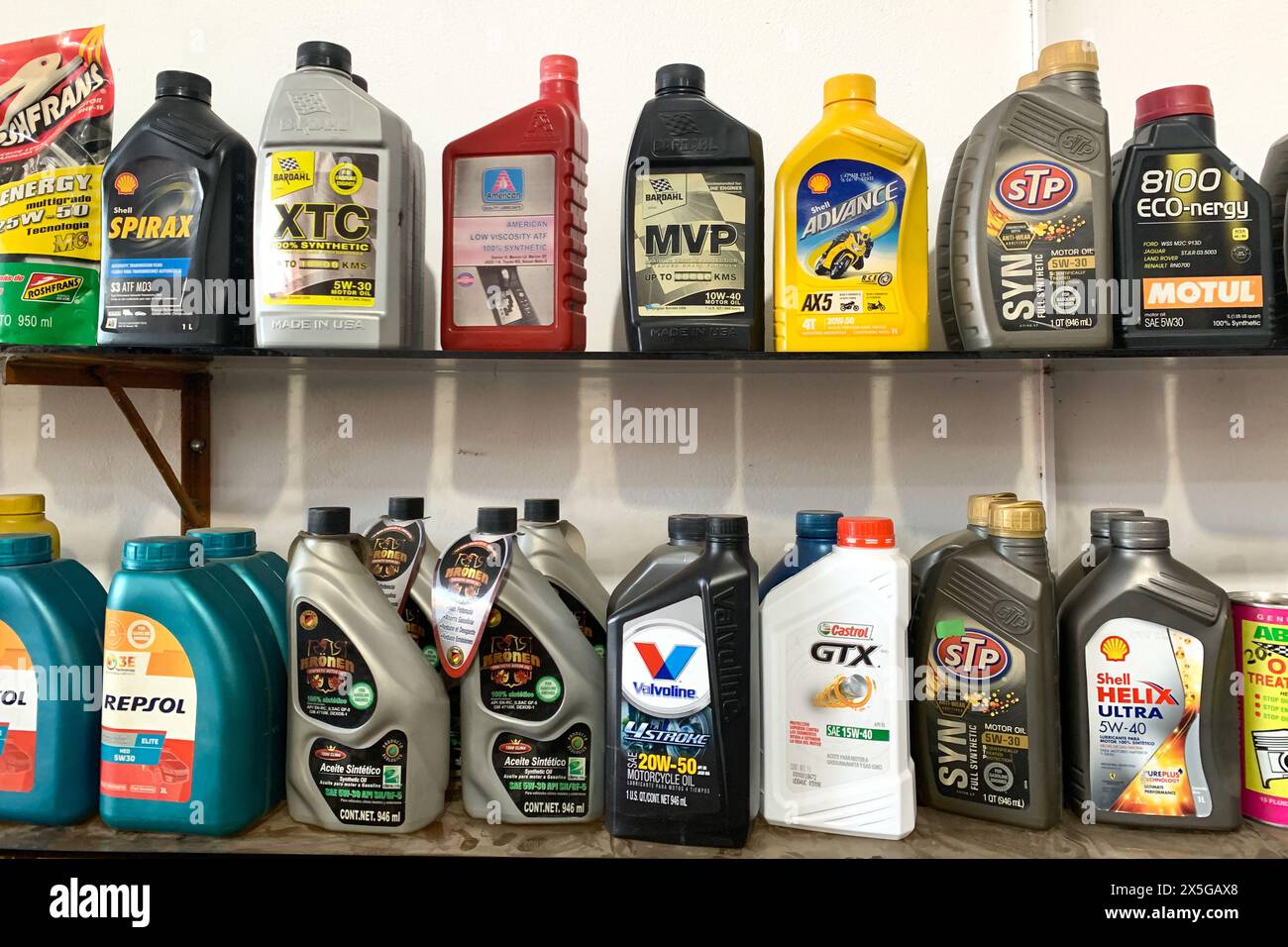 Car oil brand store
