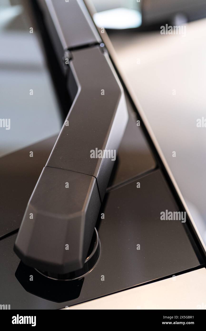 Tesla windshield hi-res stock photography and images - Alamy