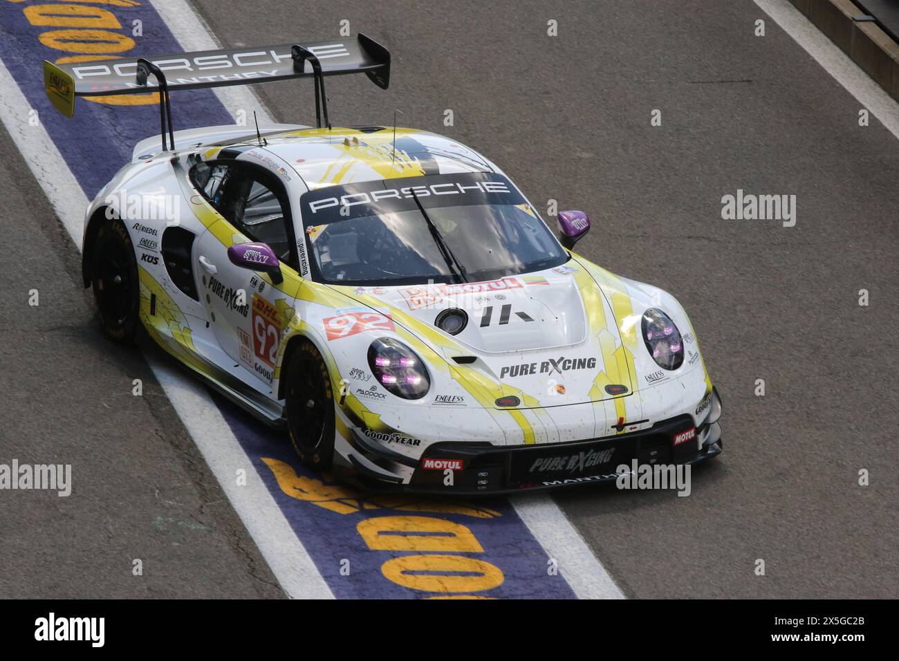 Manthey Porsche 92 before a huge crash at Spa's famous Eau Rouge corner ...