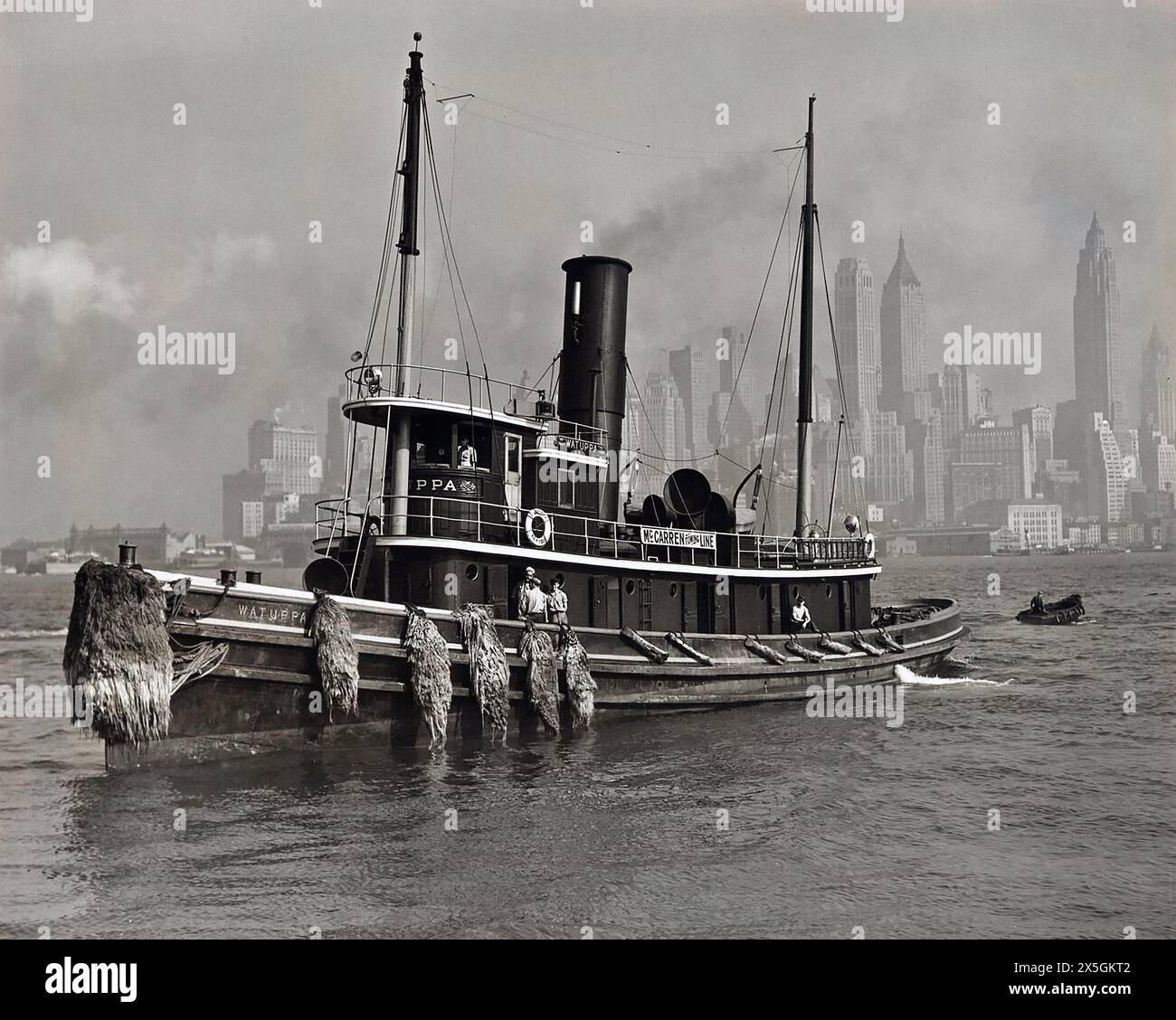 Watuppa tugboat, From waterfront with Manhattan skyline in background ...