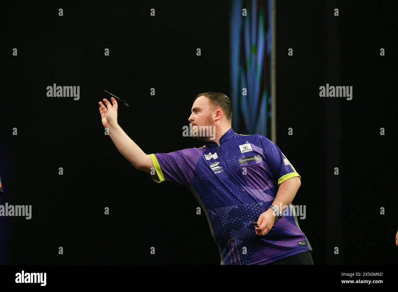 Leeds, UK. 09th May, 2024. Luke Littler throws during the 2024 BetMGM ...