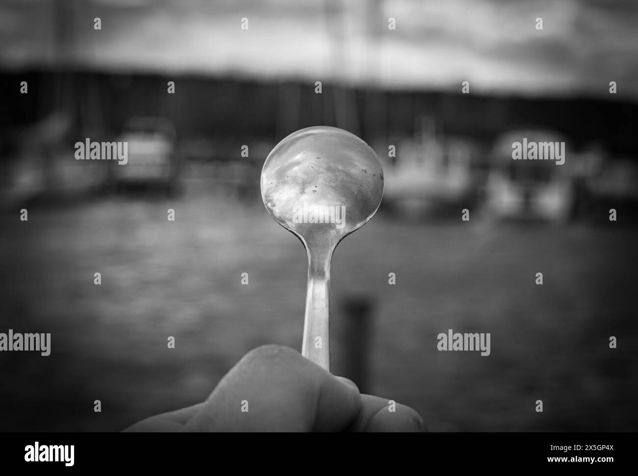 Spoon outdoors hi-res stock photography and images - Alamy