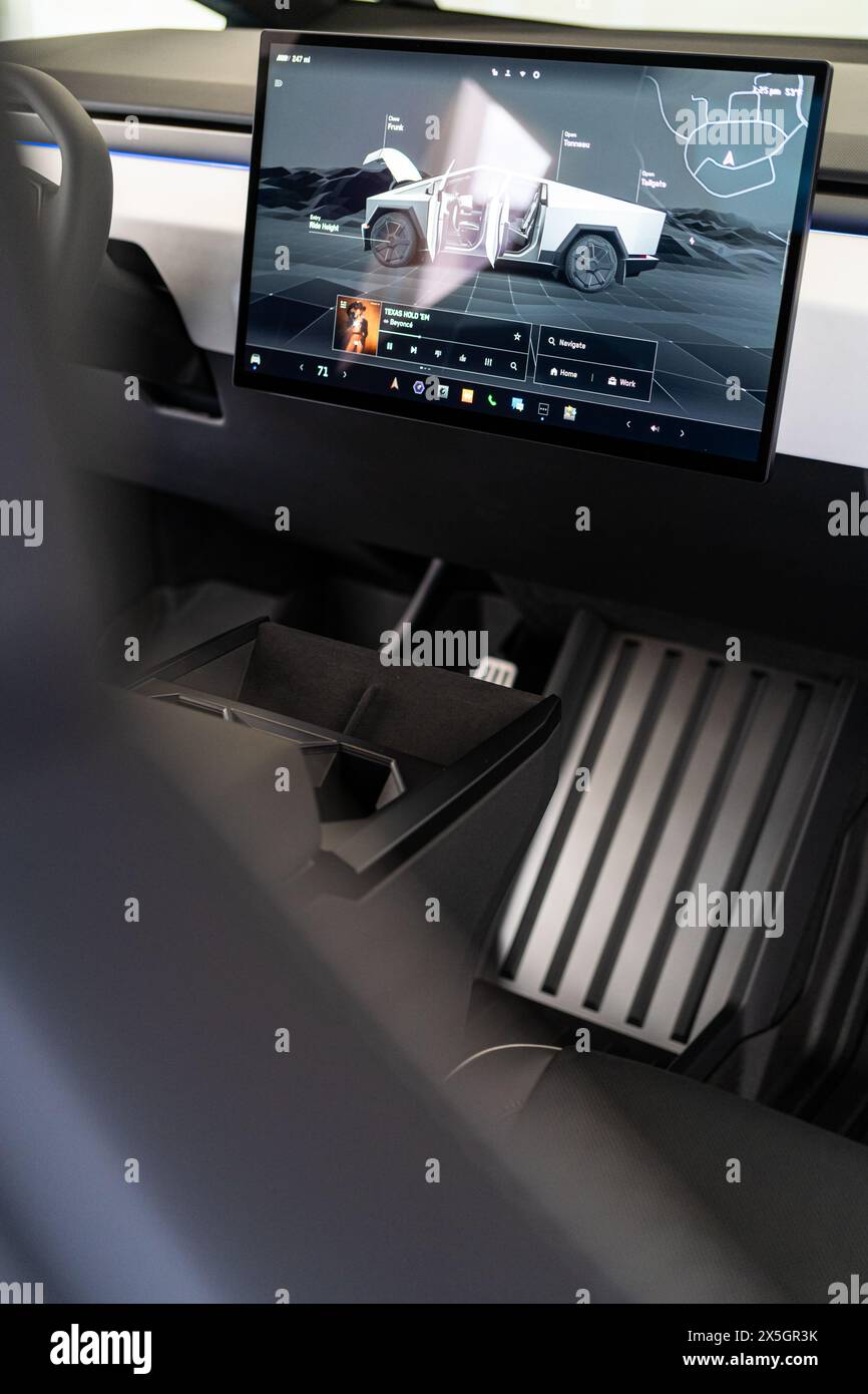 Interior view of a Tesla Cybertruck with touchscreen display Stock ...