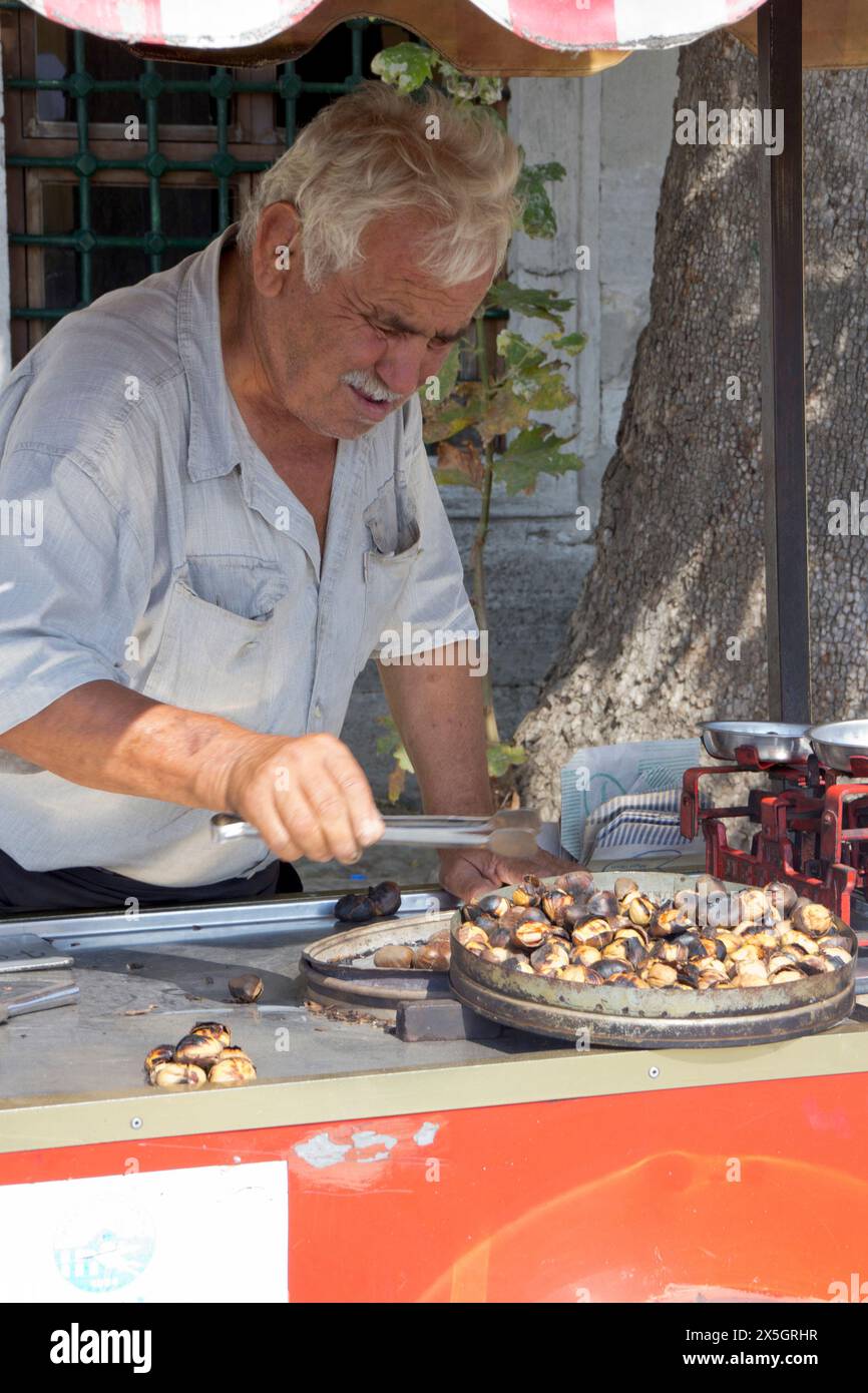 Turkish people at work, Istanbul, Türkiye, Turkey Stock Photo - Alamy