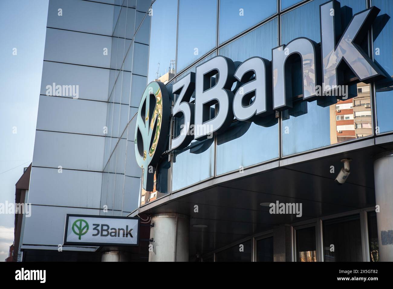 3bank hi-res stock photography and images - Alamy