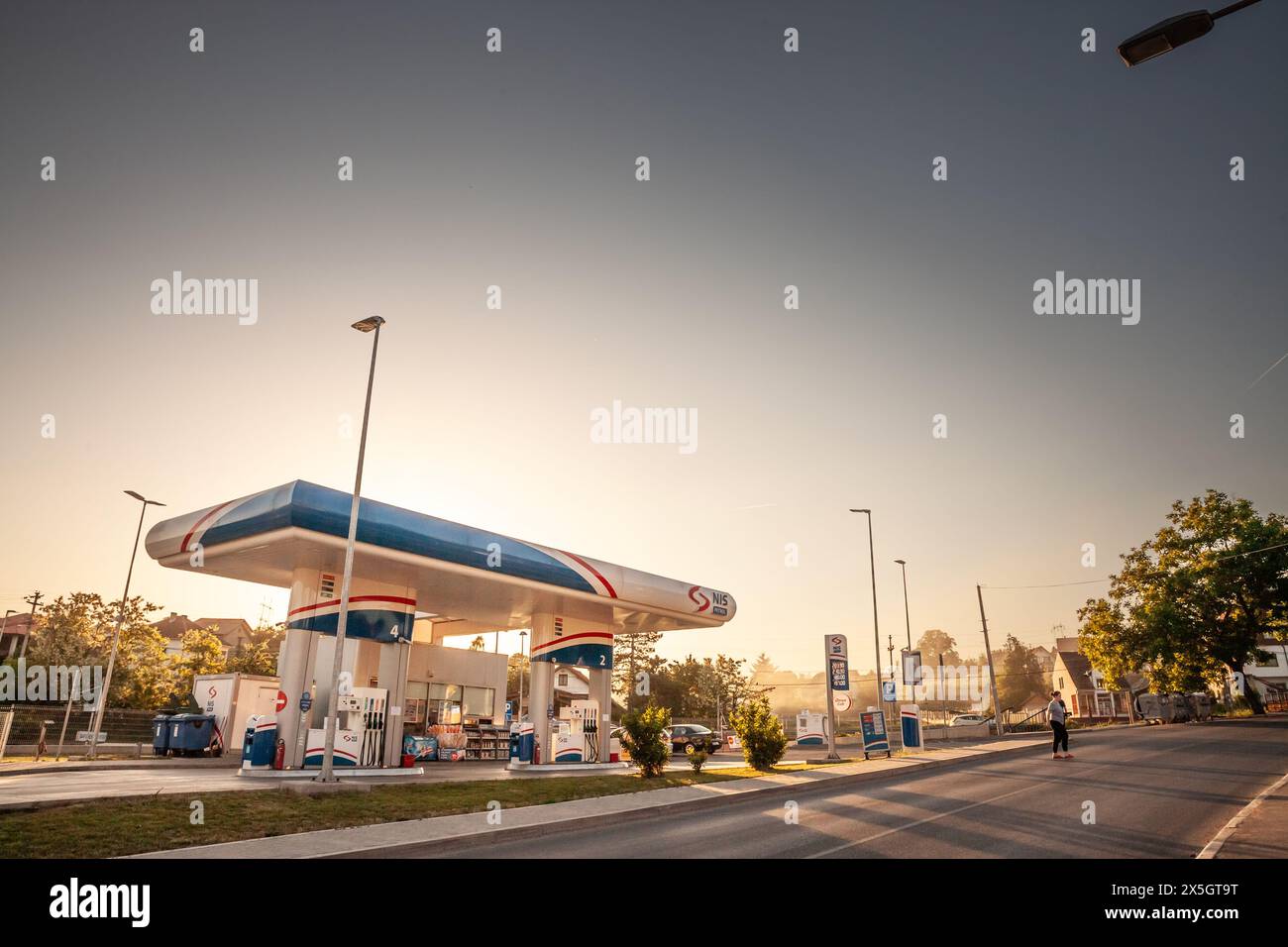 Picture of a sign with the logo of Nafta industrija srbije on a gas ...