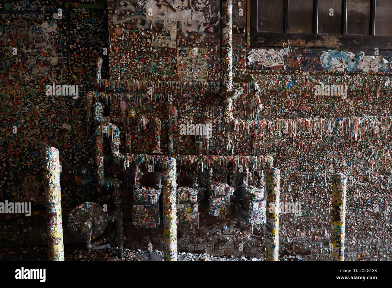 Gum wall at Pike Place Market, Seattle, Washington Stock Photo - Alamy