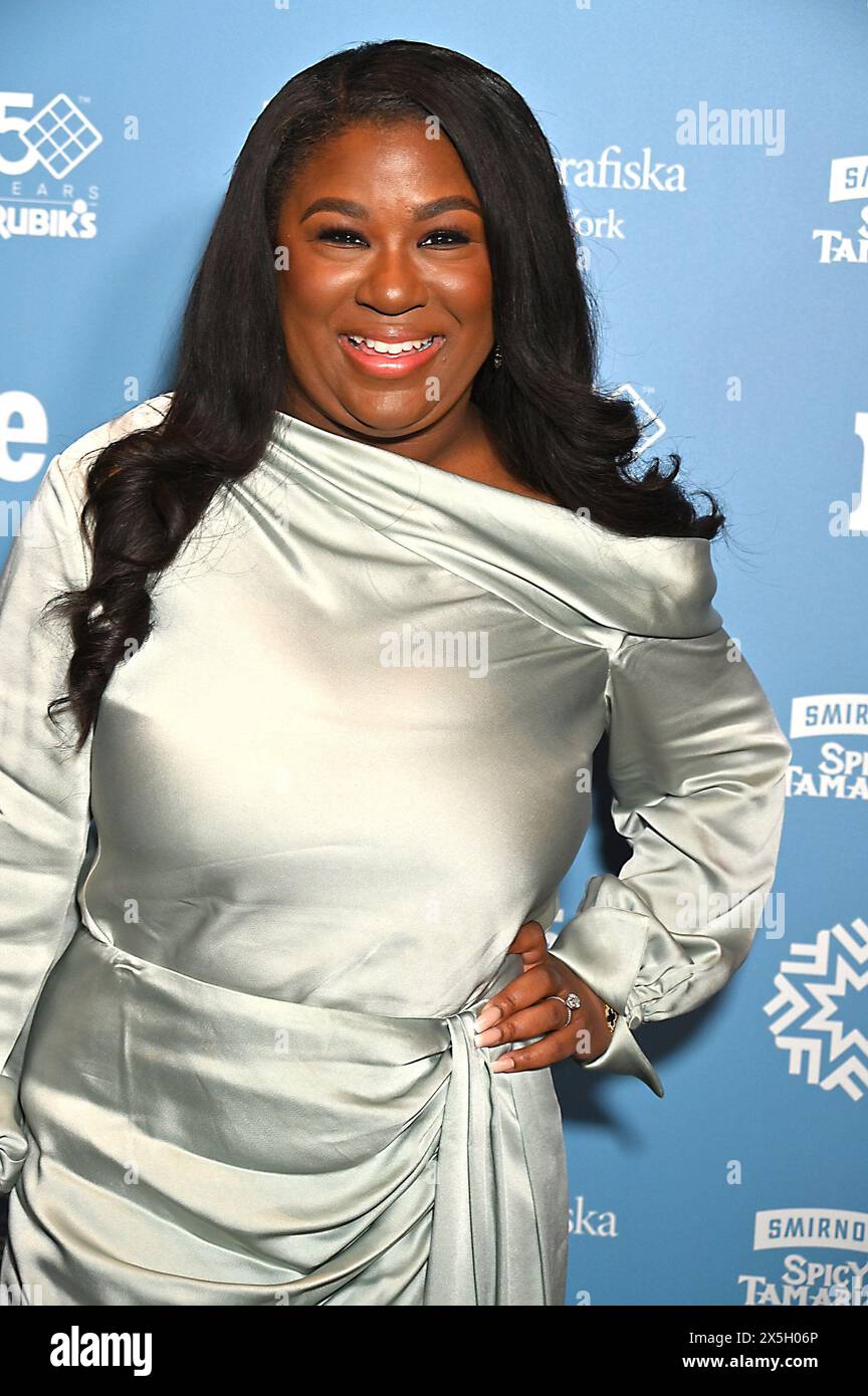 Latoya Evans attends PEOPLE'S 50TH Anniversary party for an exhibit at ...