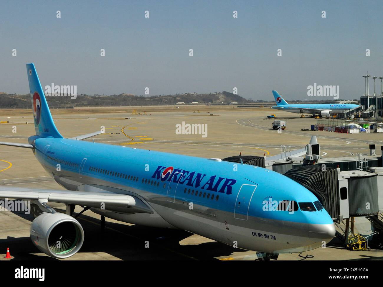 Korean Air aircrafts at Incheon airport, Korea Stock Photo - Alamy