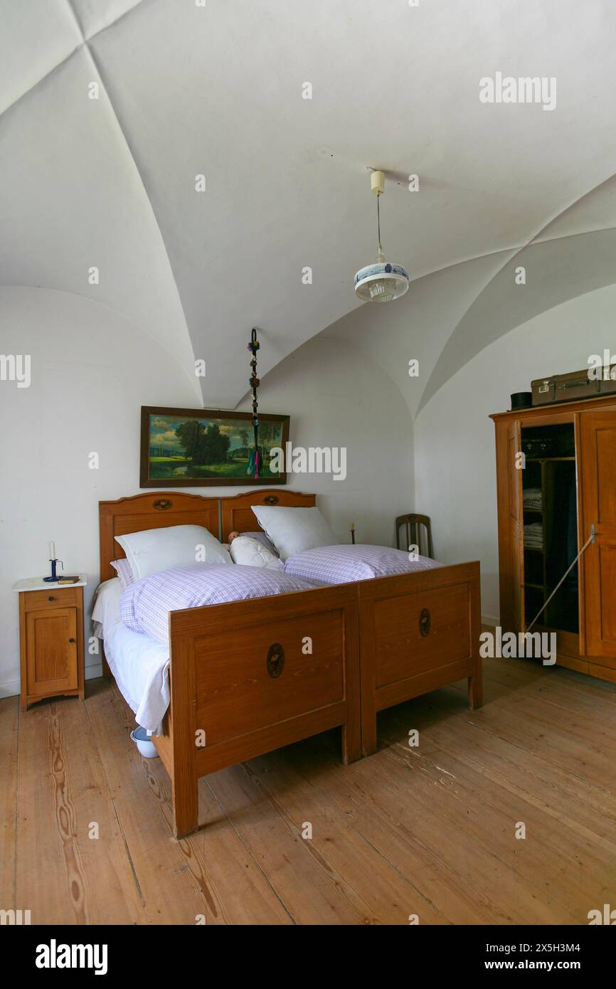 Brenz Castle, Renaissance castle from the 17th century, landmark of the ...