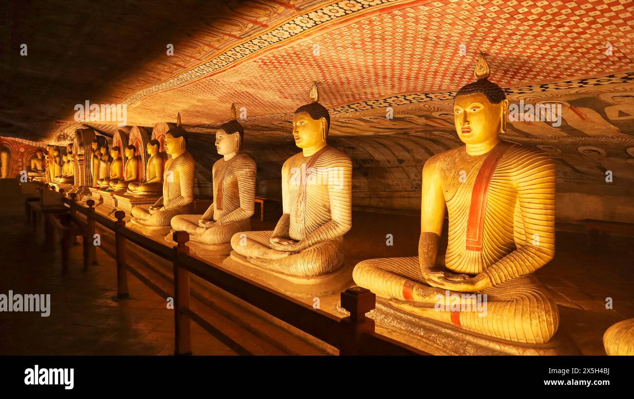 Sculptures of Lord Buddha, Cave Temple, Dambulla, Sri Lanka. UNESCO ...