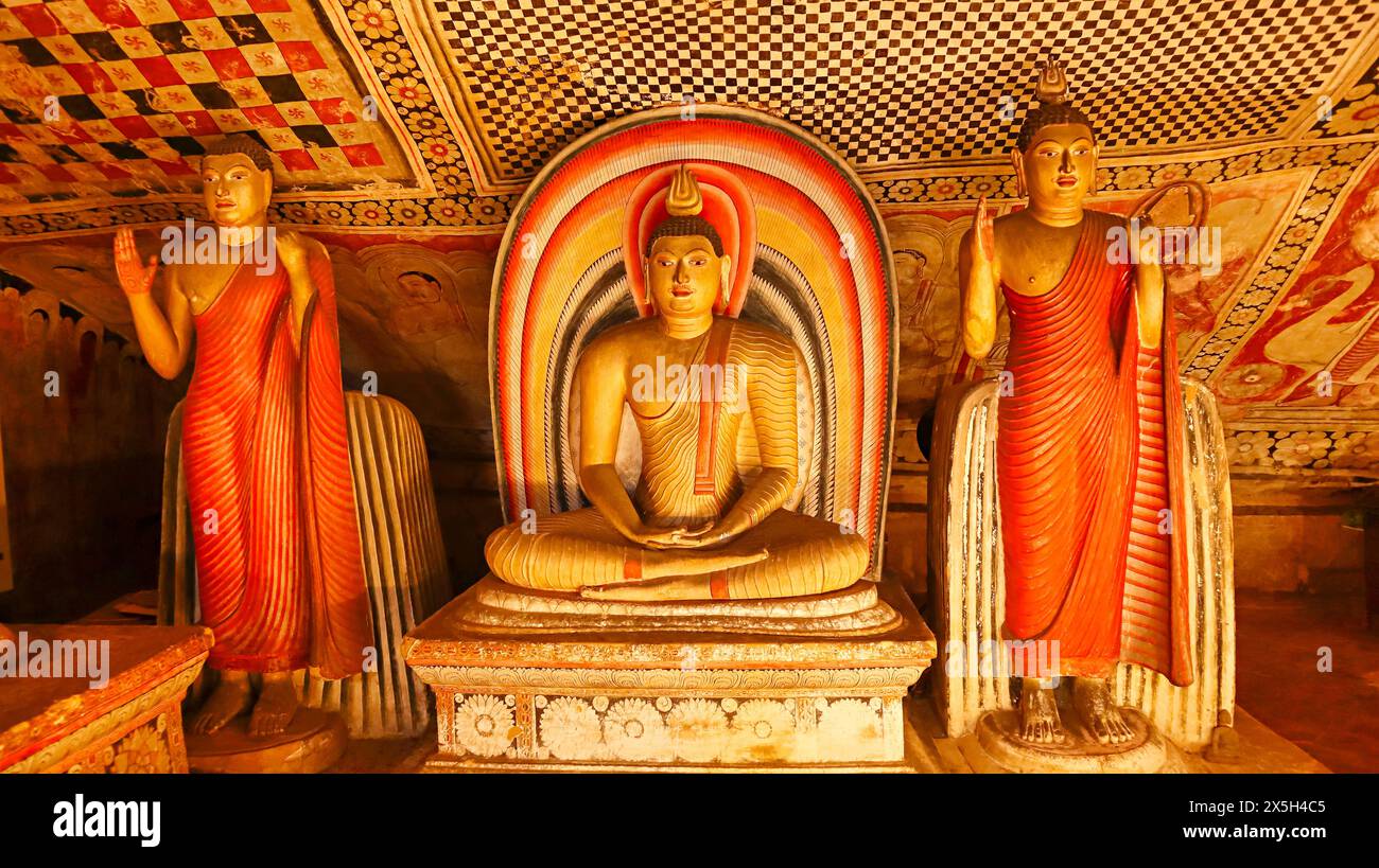 Statue of Lord Buddha Dhyan Position, Cave Temple, Dambulla, Sri Lanka ...