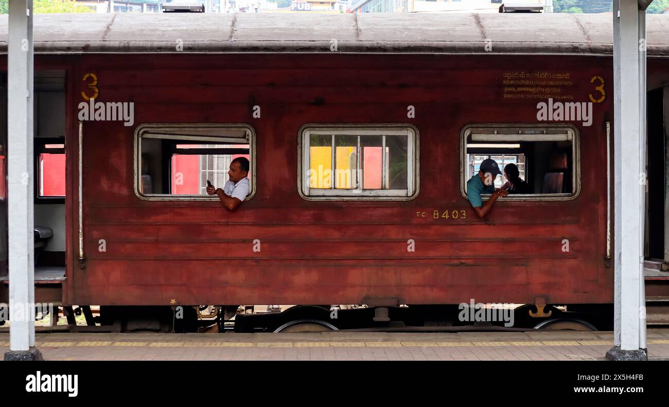 Passenger trains cartoon subway hi-res stock photography and images - Alamy