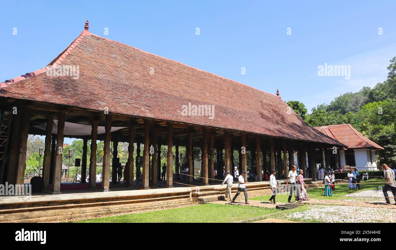 View of Magul Maduwa Audience Hall, Tooth Temple, Kandy, Sri Lanka ...