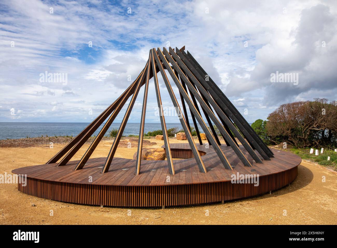 Signal Fire public artwork on the Curl Curl to Freshwater beach walk ...