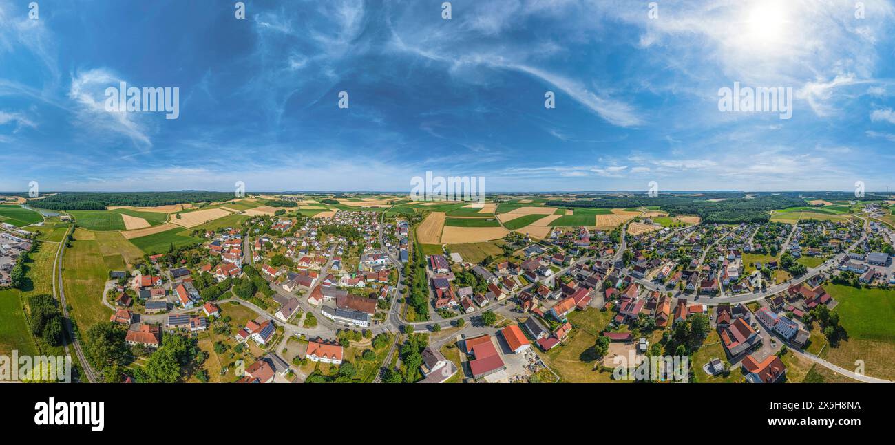 Fremdingen am Nordrand des Nördlinger Ries im Luftbild Ausblick auf die ...
