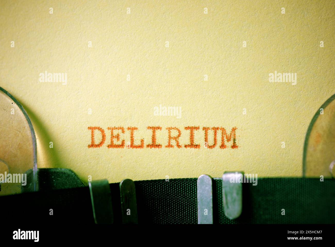 Delirium word written with a typewriter Stock Photo - Alamy