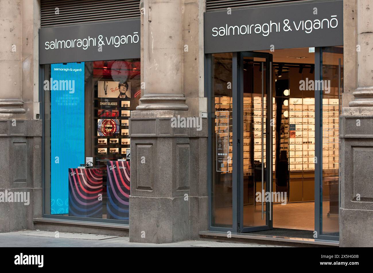 Salmoiraghi and vigano hi-res stock photography and images - Alamy