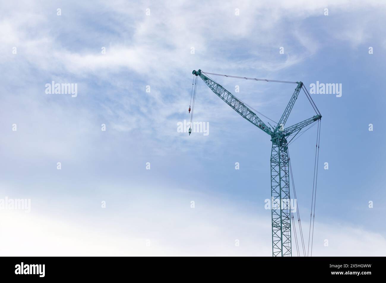 Mobile crane standards hi-res stock photography and images - Alamy
