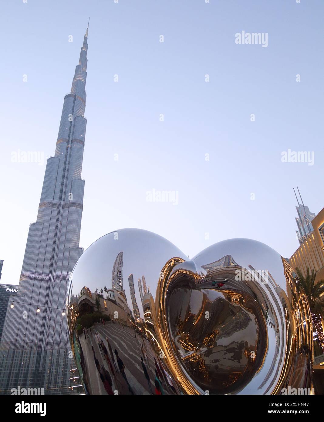 Dubai, UAE - september 3, 2023: Dubai Steel Heart - Modern sculpture ...