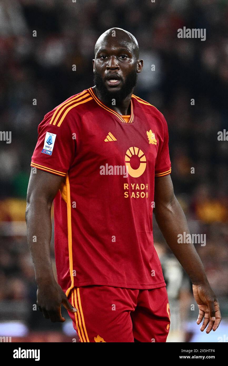Romelu Lukaku of AS Roma looks on during the Serie A match between AS ...