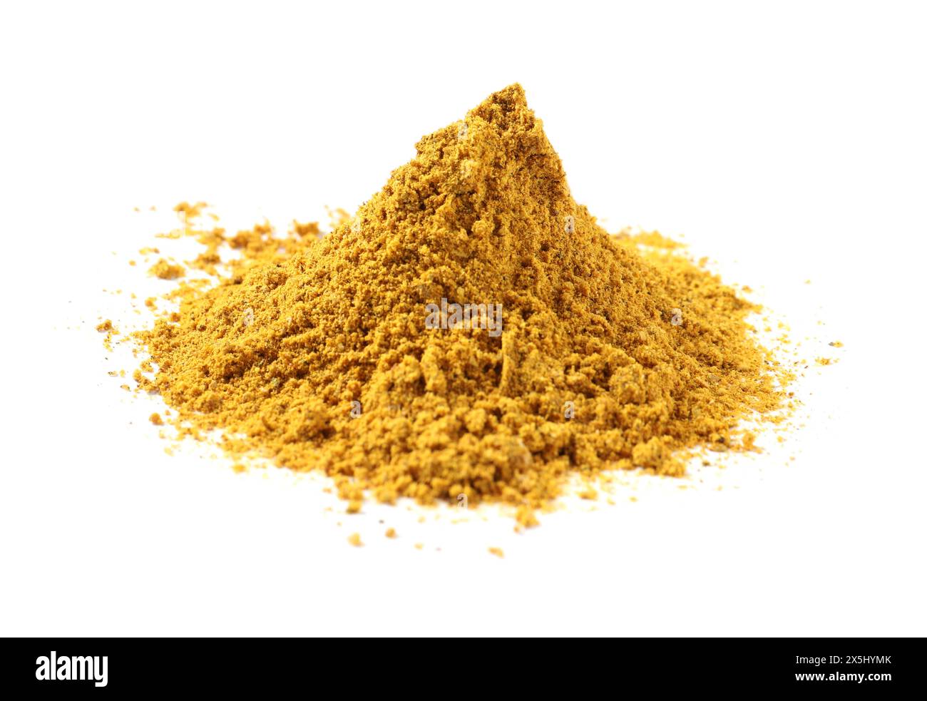 Pile of dry curry powder isolated on white Stock Photo - Alamy