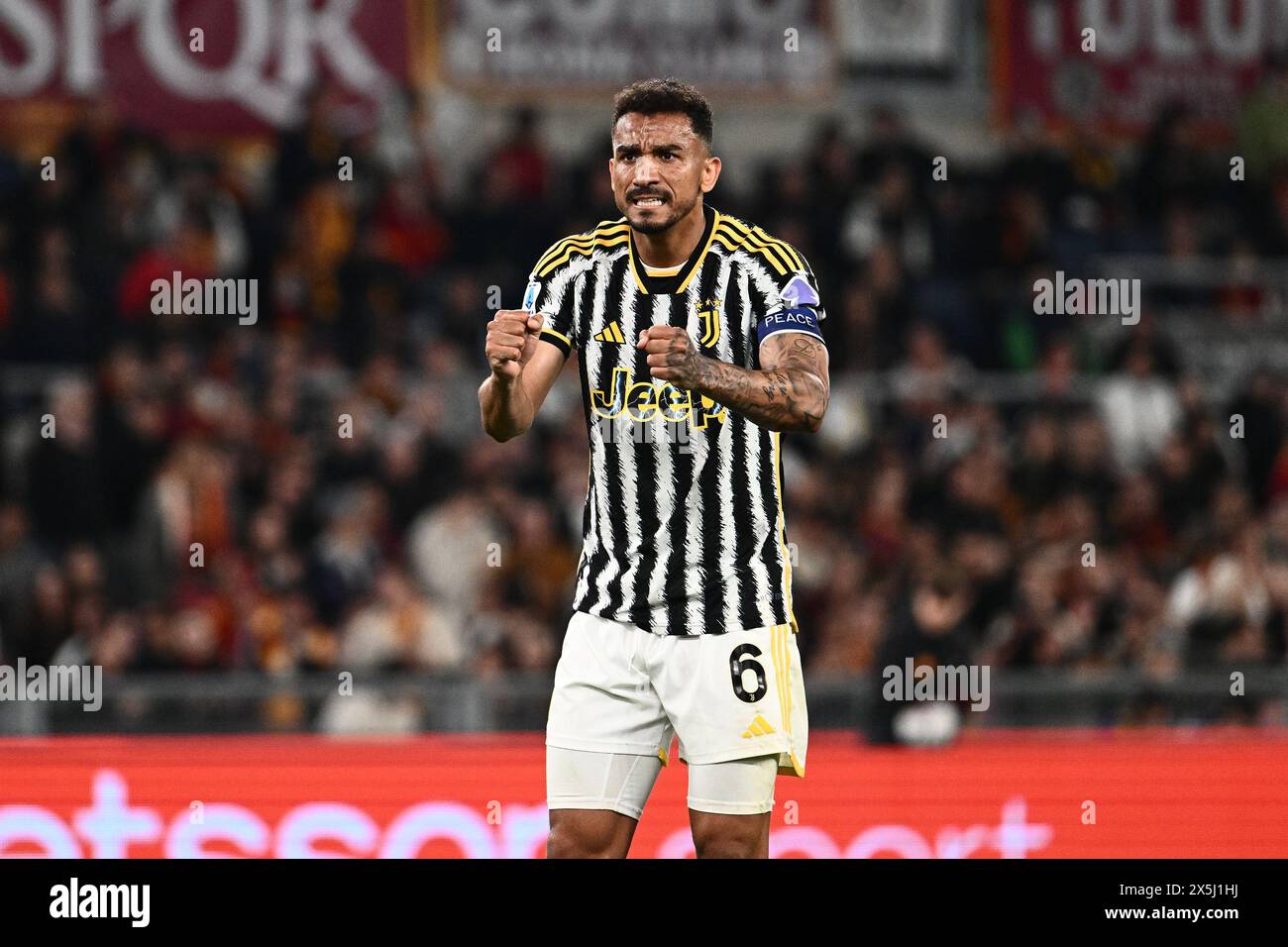 Danilo of Juventus FC gestures during the Serie A match between AS Roma ...