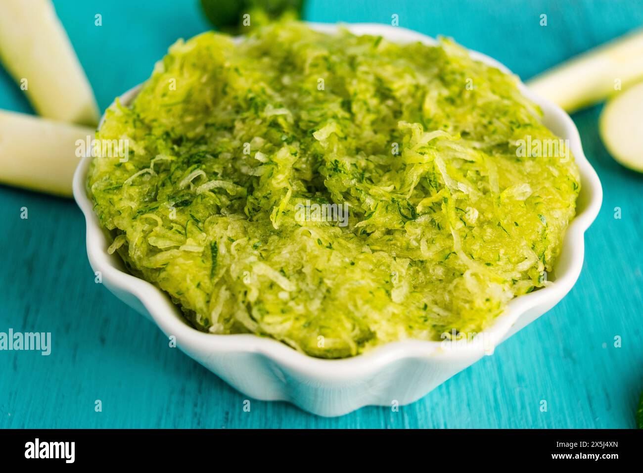 Grated zucchini ready for recipes! Stock Photo - Alamy