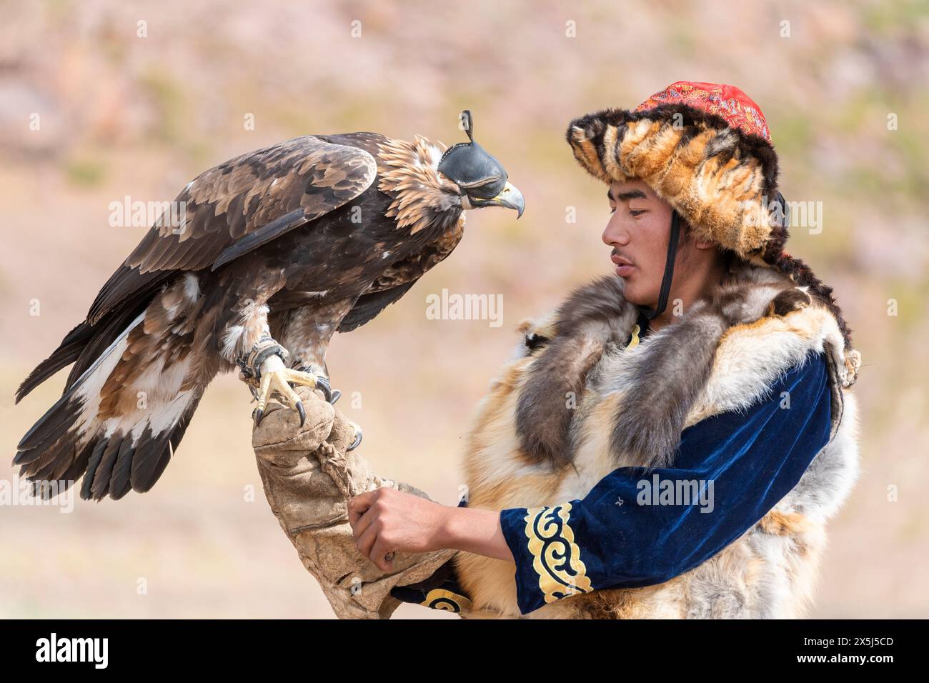 Asia, Mongolia, Bayan-Olgii Province. Altai Eagle Festival, portrait of ...