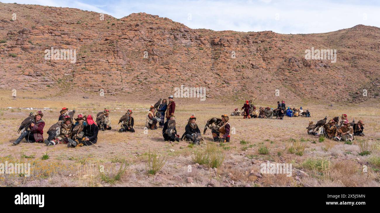 Asia, Mongolia, Bayan-Olgii Province. Altai Eagle Festival, eagle ...