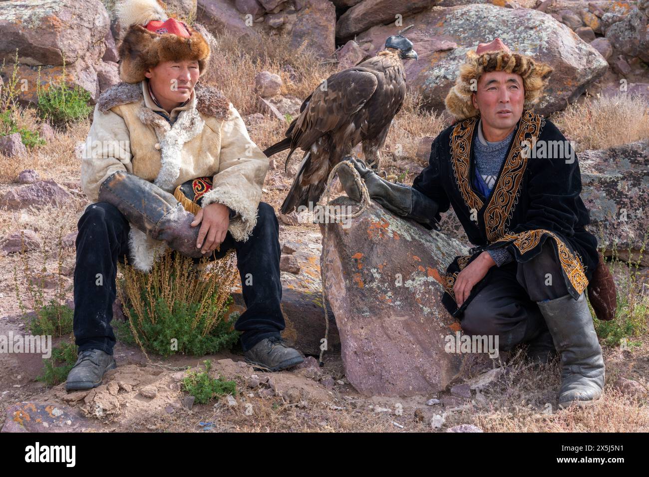 Asia, Mongolia, Bayan-Olgii Province. Altai Eagle Festival, two Kazakh ...