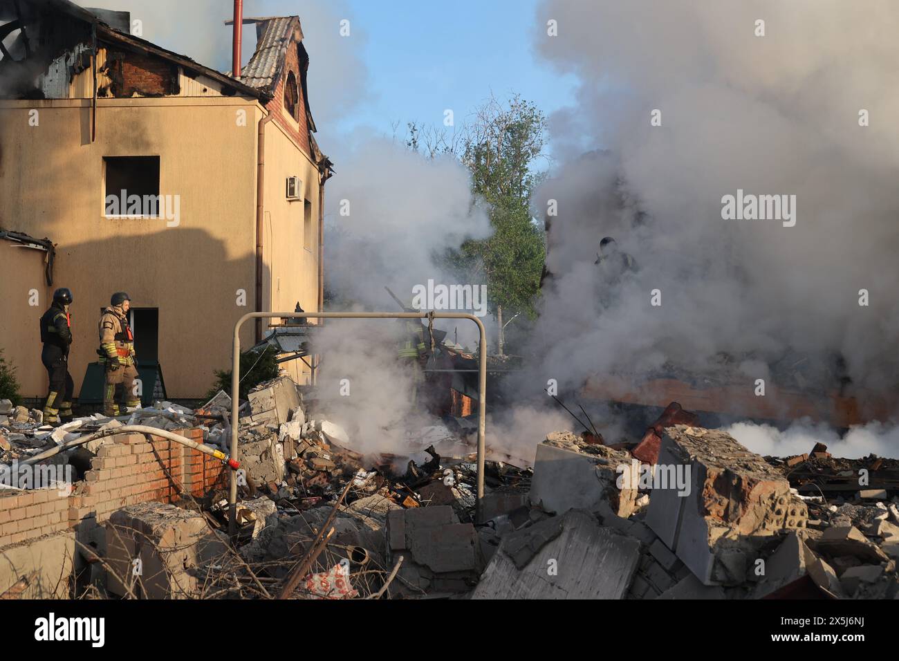 Old woman attacked in the house hi-res stock photography and images - Alamy