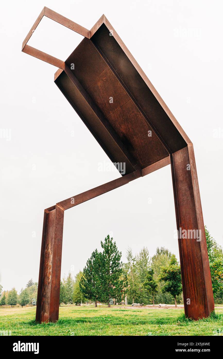 George Ybarra's 'Perseverance and Passage' metal sculpture Stock Photo ...