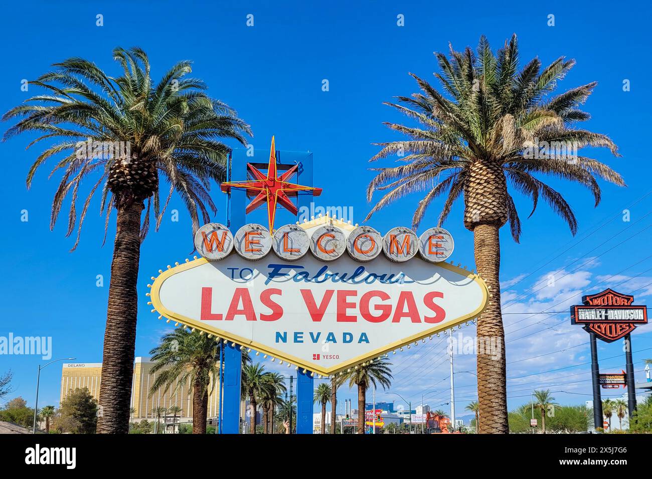 Welcome to fabulous Las Vegas Nevada neon famous vintage sign in ...