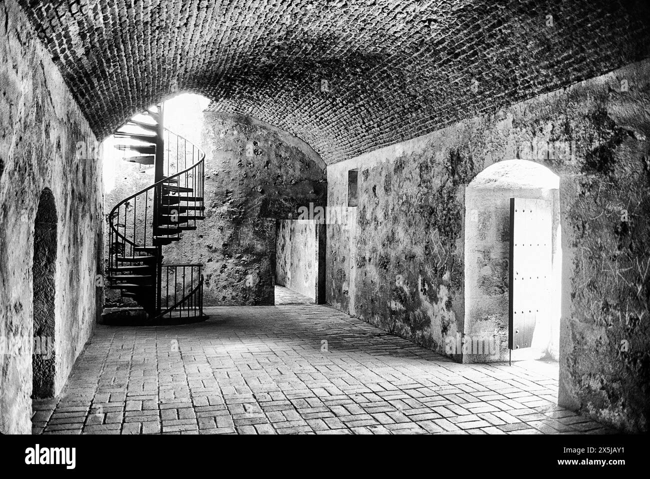 Spanish colonial Black and White Stock Photos & Images - Alamy