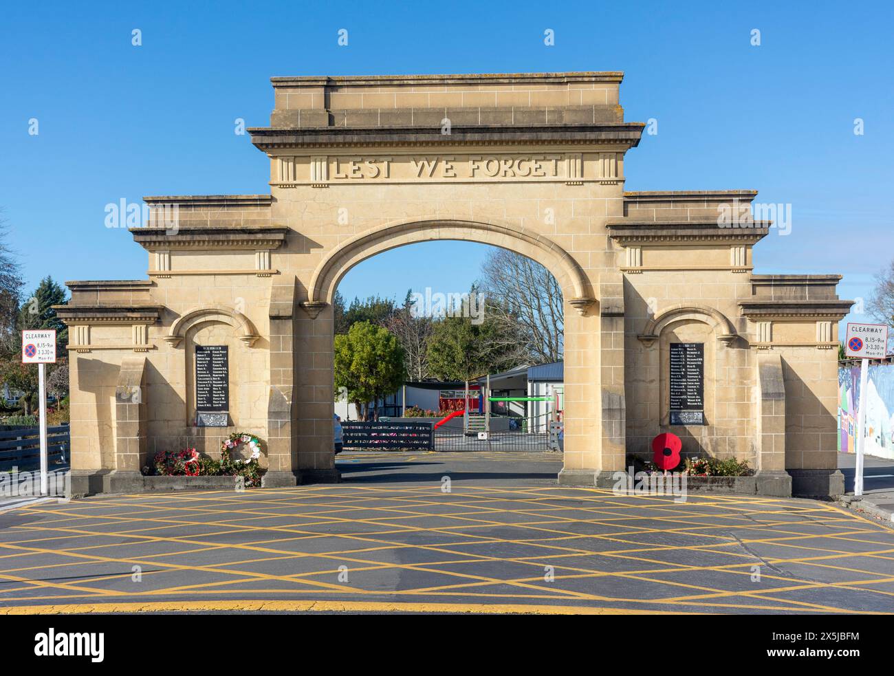 Methven War Memorial, McDonald Street, Methven, Canterbury, South ...