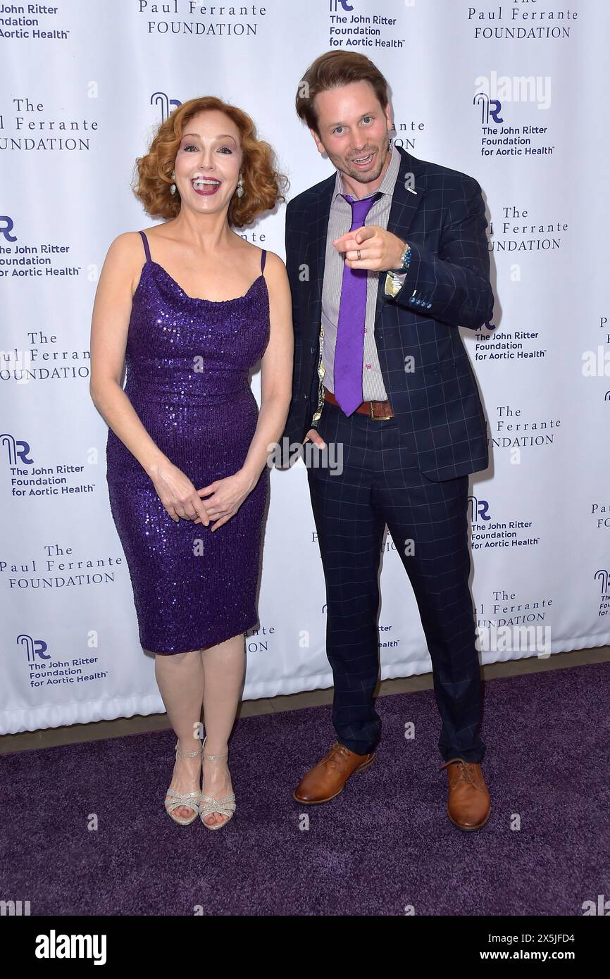Amy Yasbeck und Tyler Ritter bei der Evening from the Heart Gala 2024 ...