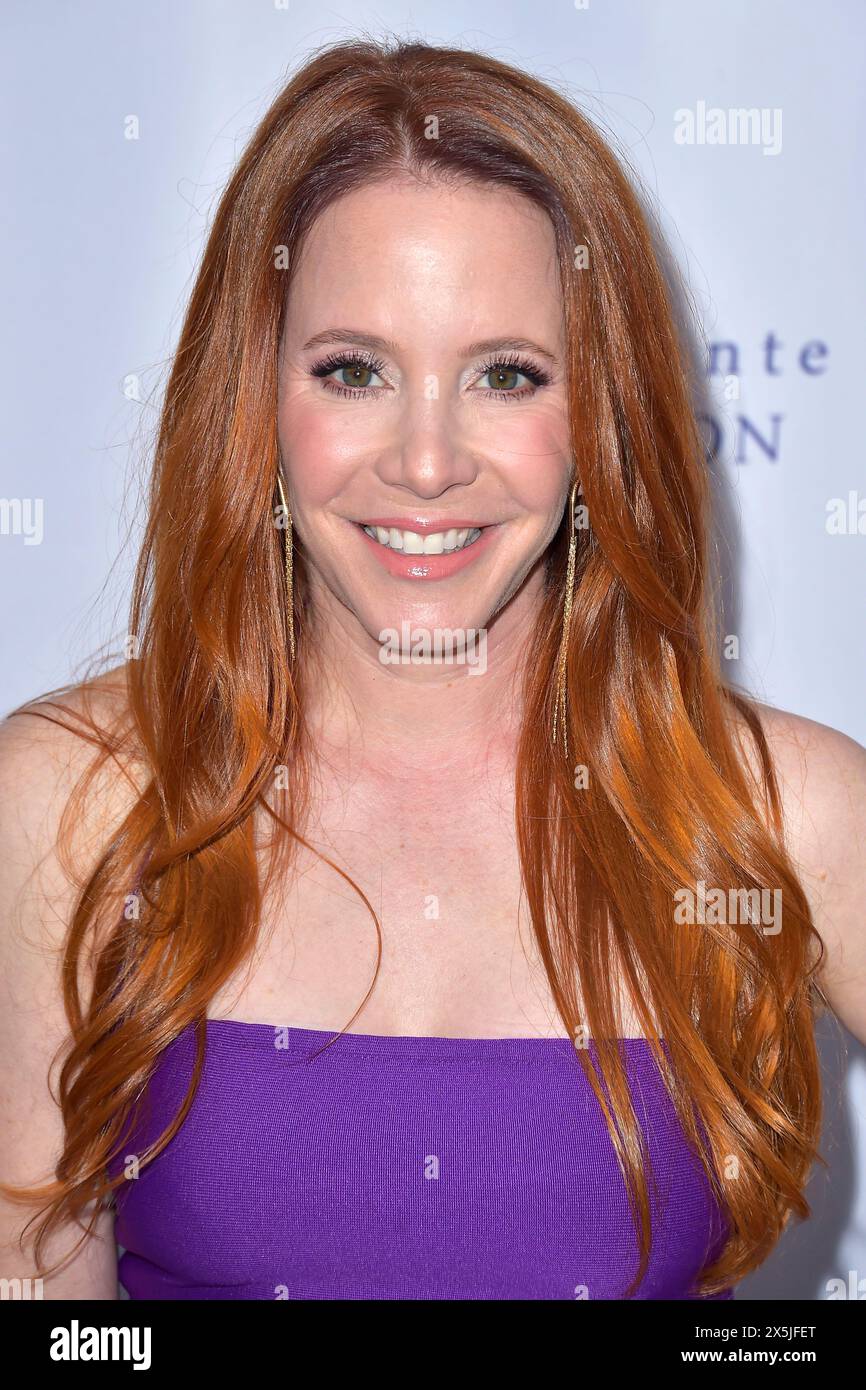Amy Davidson bei der Evening from the Heart Gala 2024 zugunsten der ...