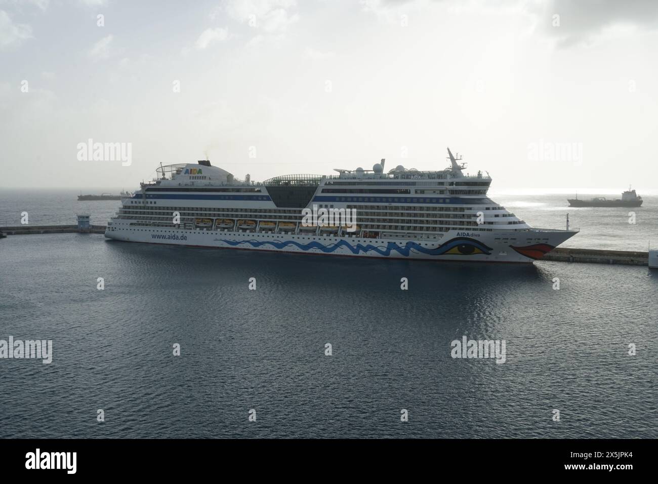 Cruise Ship AIDAdiva of Sphinx-class moored alongside of breakwater of ...