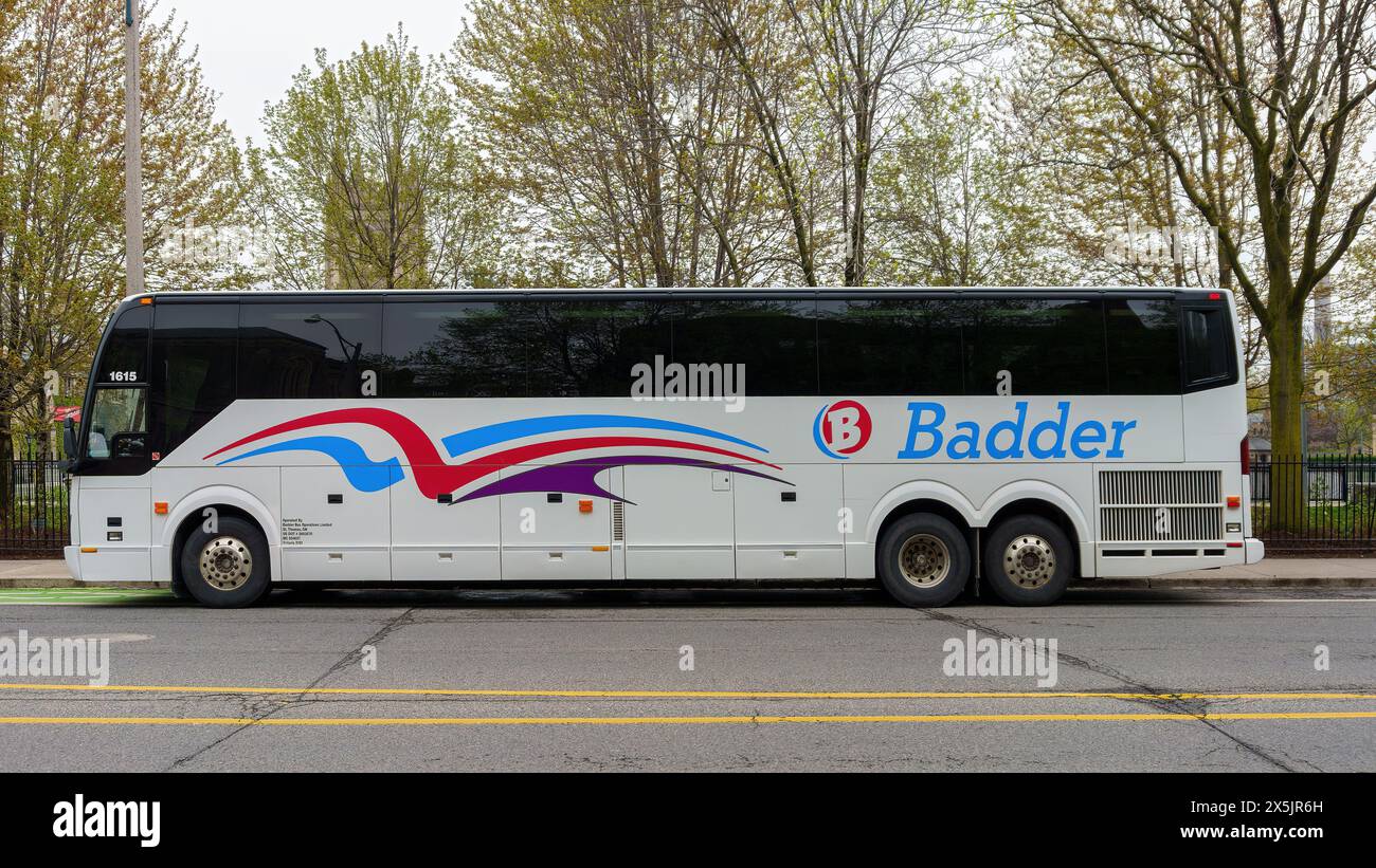 Bus business logo hi-res stock photography and images - Alamy