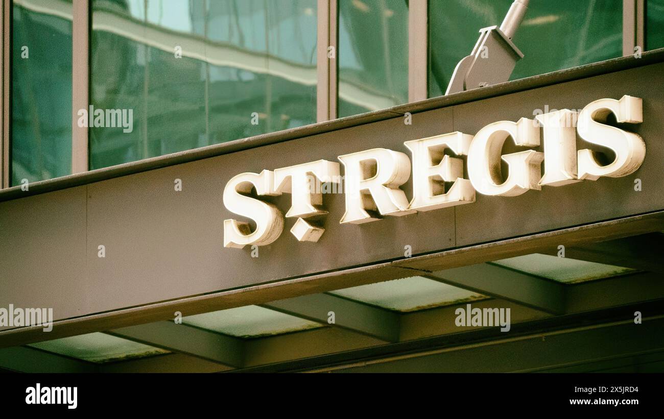 St. Regis Hotel Sign Stock Photo - Alamy